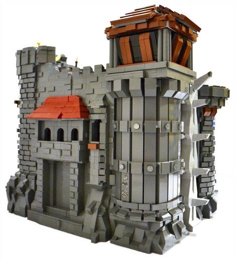 Custom built LEGO Castle Grayskull – Retrenders