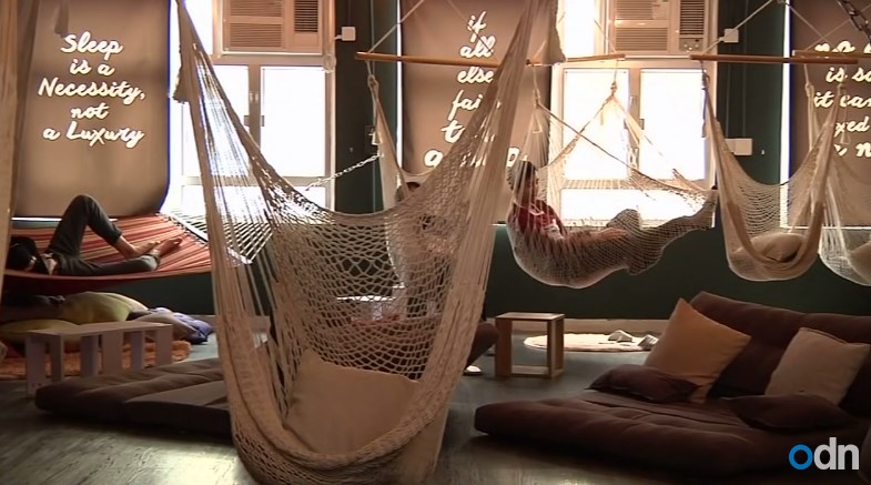 Nap Lounges in Hong Kong – Retrenders